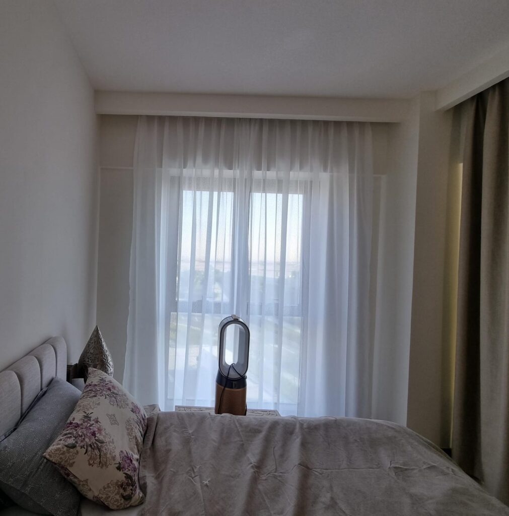 Sheer/Sipon Curtain - Best Curtain in Dubai