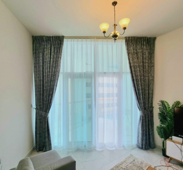 Living Room Curtains – Stylish Drapes for Every Interior
